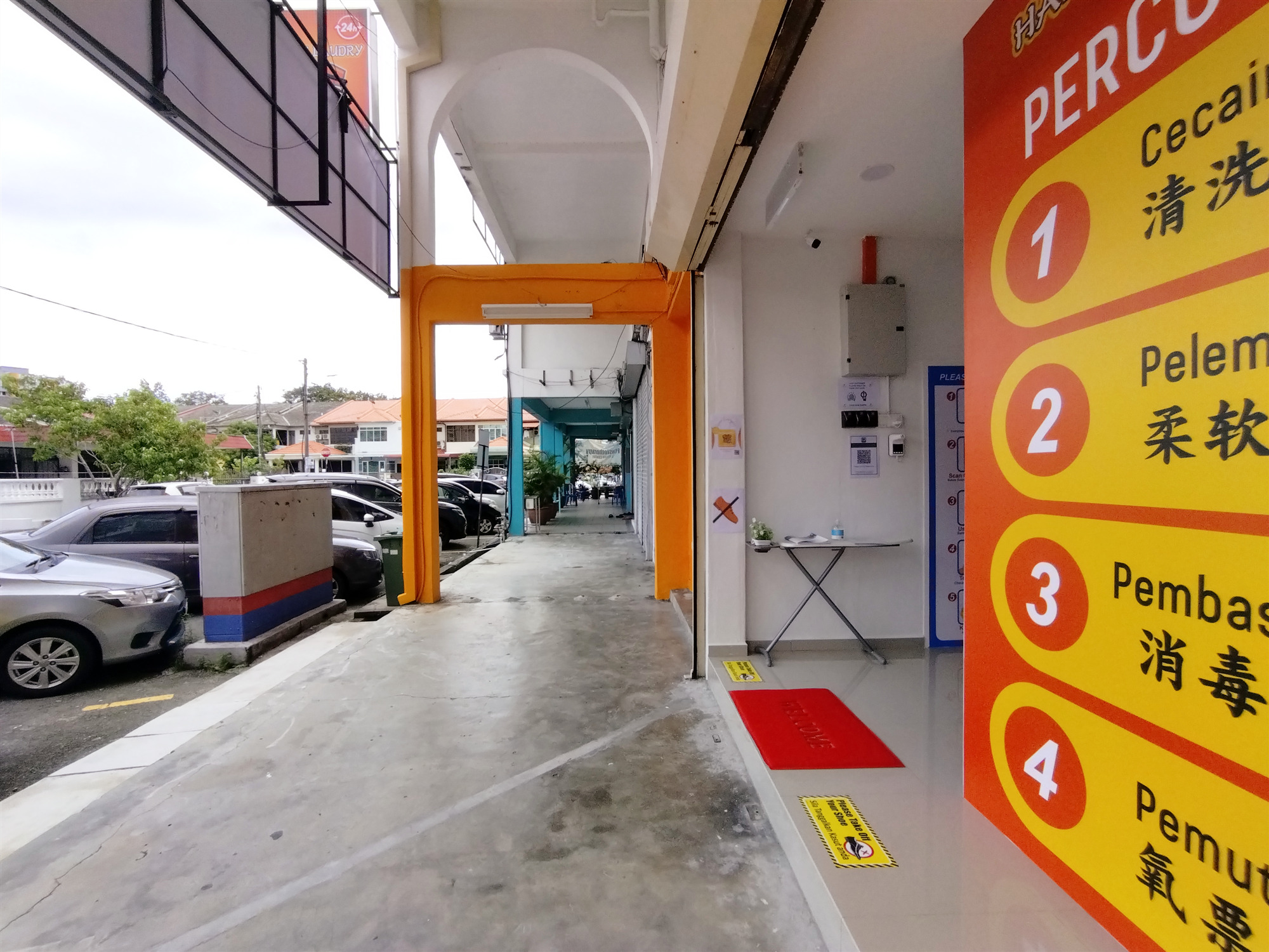 Photo Gallery Of Happy Laundry Bayan Baru